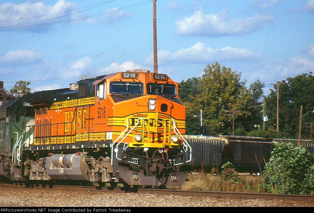 BNSF 5218